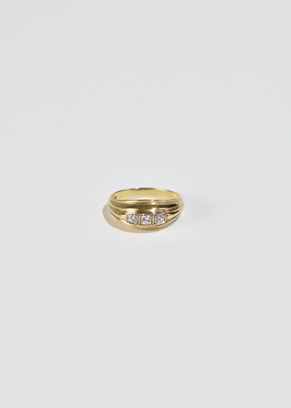 Ribbed Diamond Ring — Casa Shop